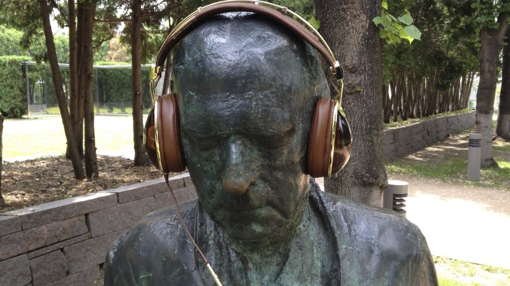 4 Essential Podcasts for PR Pros