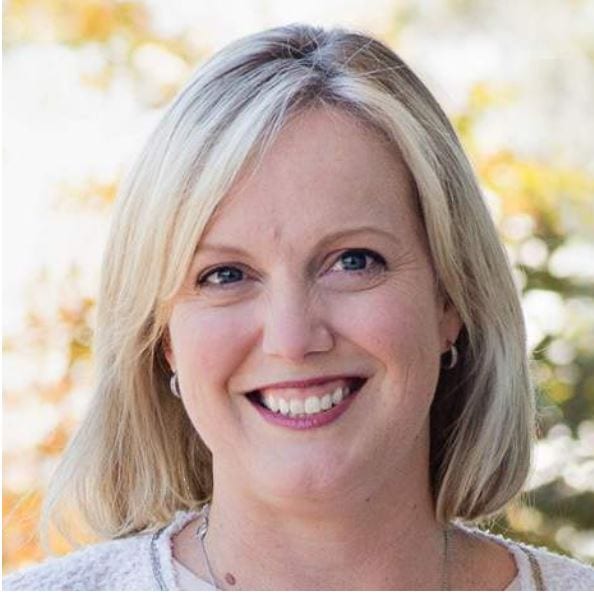 HPE CCO Emphasizes Internal Communication as Half its Workforce Plans ...