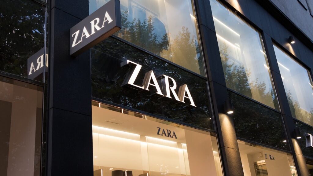 Crisis PR: Lessons From Zara Ad Campaign That Critics Said Resembled ...